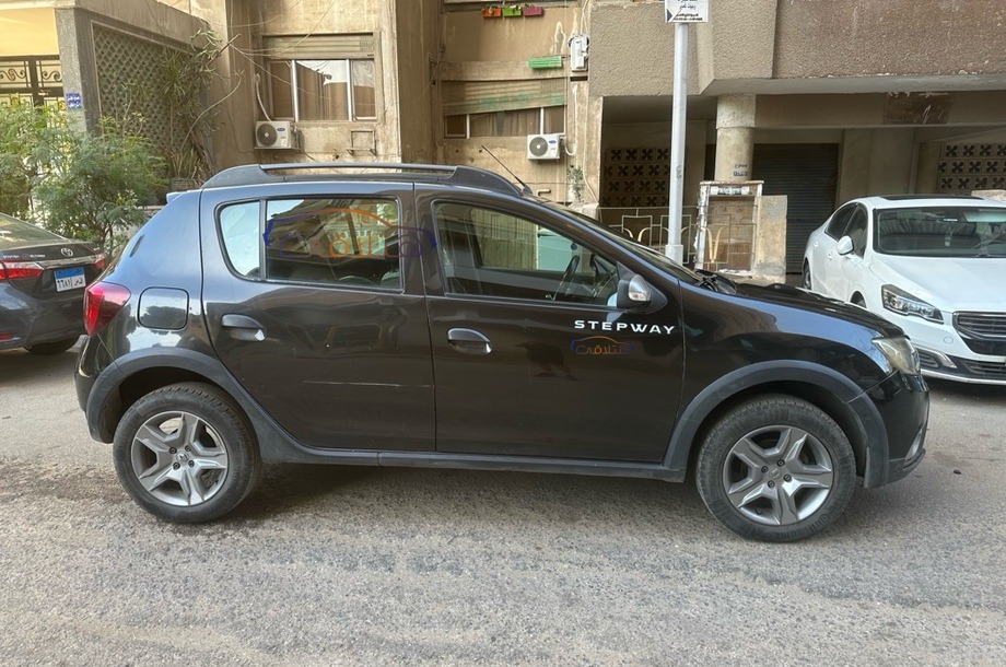 Sandero Step Way Renault 2022 Mohandessin Black 6951894 - Car for sale ...