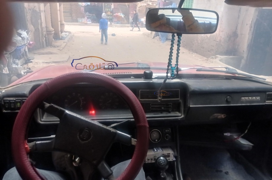 2107 Lada 1992 Alexandria Dark red 6952042 - Car for sale : Hatla2ee