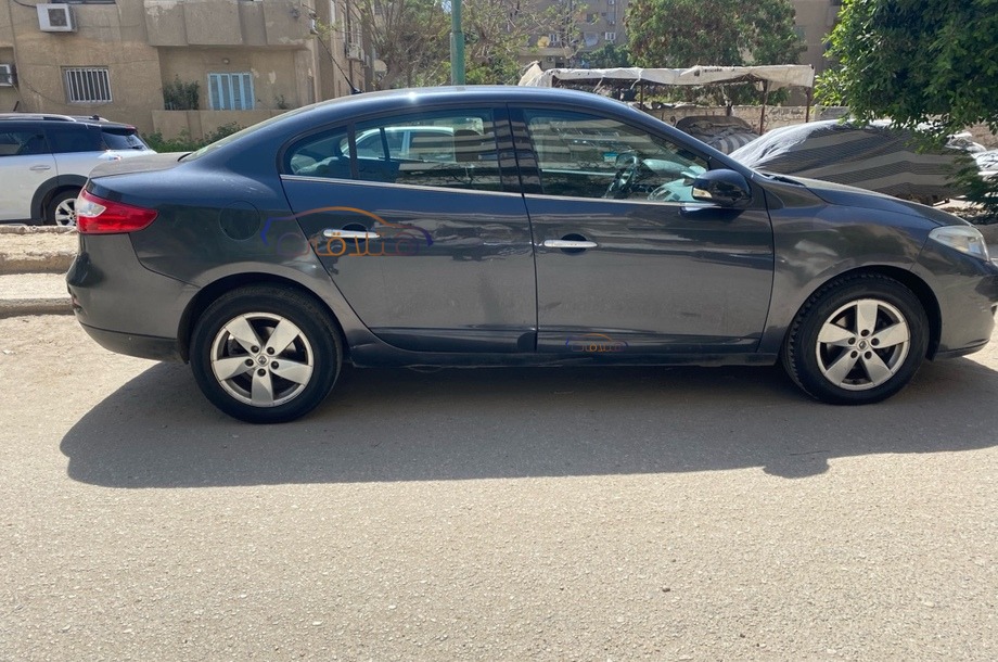 Fluence Renault 2012 Maadi Silver 6954048 - Car for sale : Hatla2ee