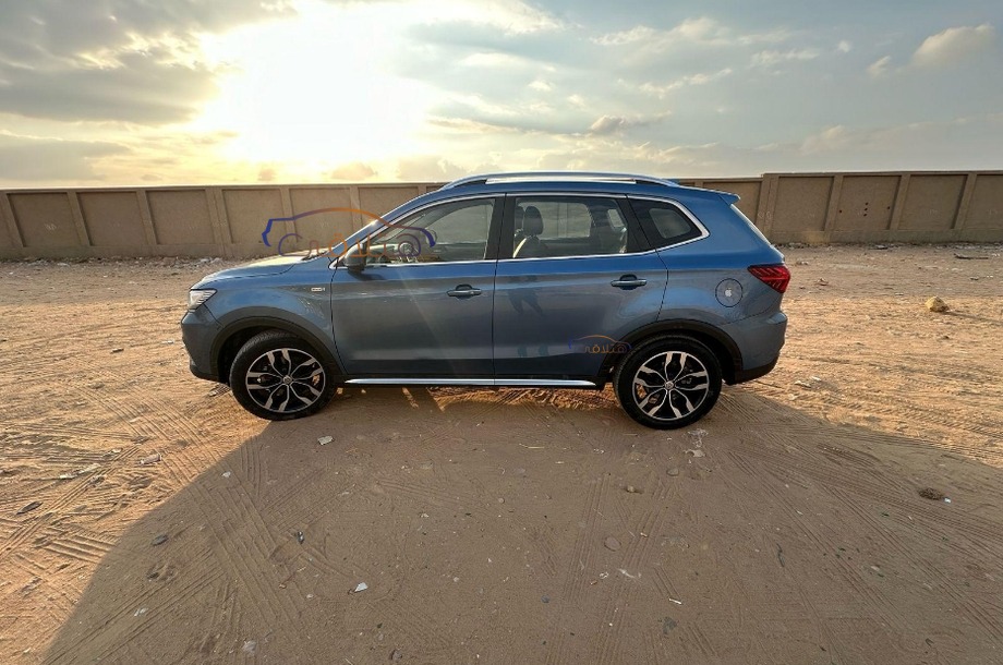 Rx5 MG 2019 Cairo Blue 6955784 - Car for sale : Hatla2ee