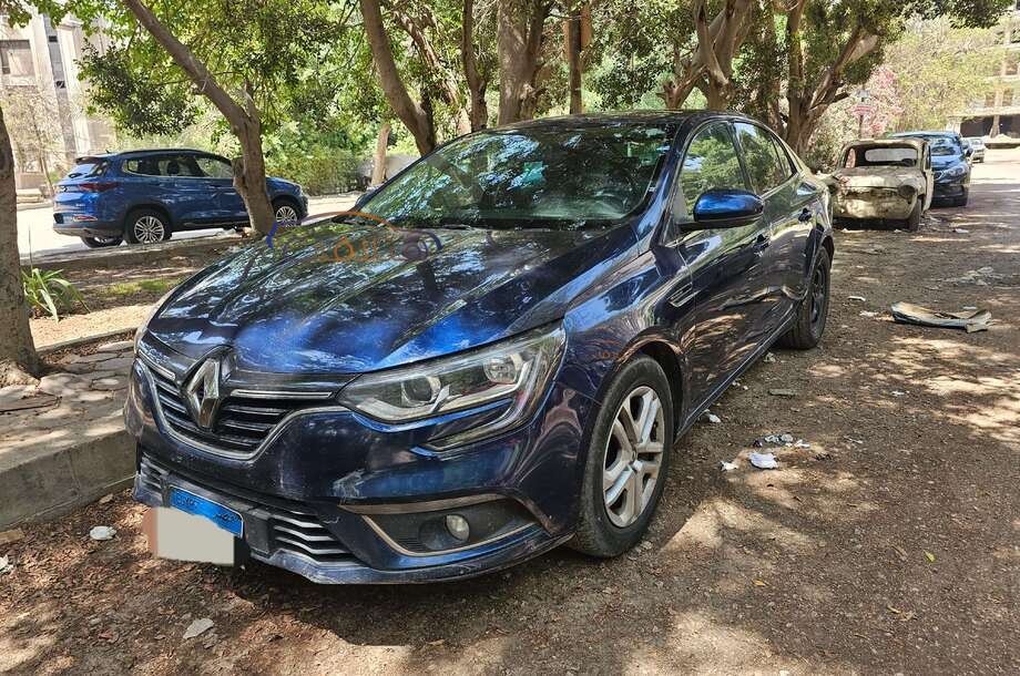 Megane Renault 2017 Maadi Blue 6957824 - Car for sale : Hatla2ee