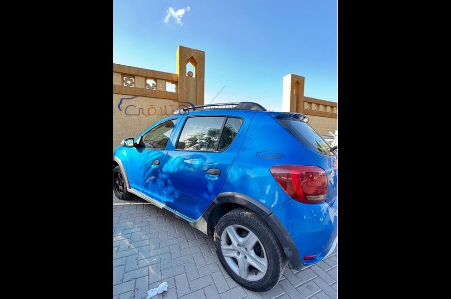 Sandero Step Way Renault 2019 Sheikh Zayed City Blue 6960771 - Car for sale : Hatla2ee