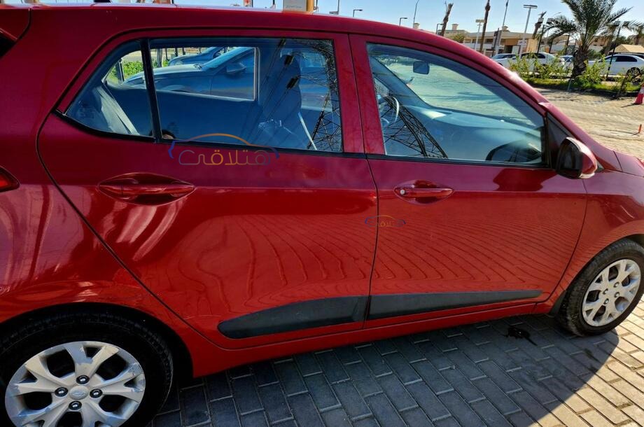 I10 Hyundai 2016 6 October Red 6961659 - Car for sale : Hatla2ee