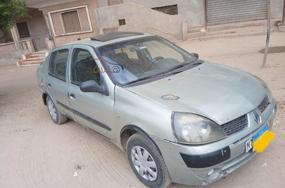 Clio Renault 2004 Maadi Gold 6961872 - Car for sale : Hatla2ee