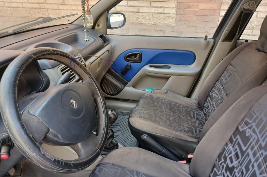 Clio Renault 2003 Cairo Blue 6962617 - Car for sale : Hatla2ee