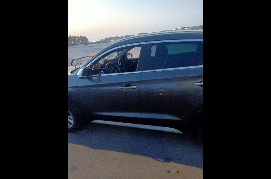 Tucson Hyundai 2018 El Minya Dark grey 6969049 - Car for sale : Hatla2ee