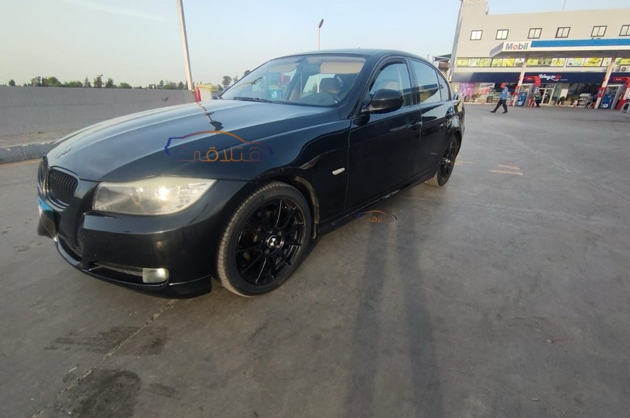 318 BMW 2010 Gharbia Black 6971286 - Car for sale : Hatla2ee