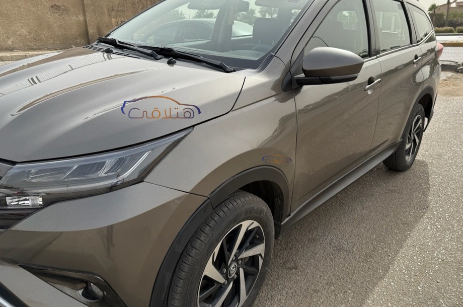 Rush Toyota 2019 Cairo Bronze 6975223 - Car for sale : Hatla2ee
