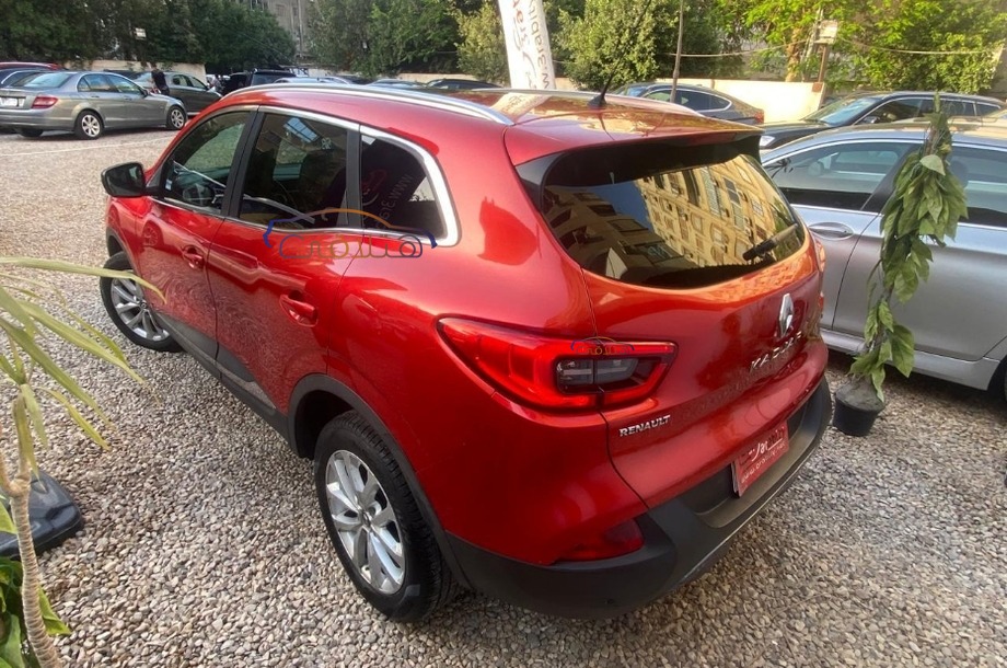 Kadjar Renault 2017 Heliopolis Red 6975890 - Car for sale : Hatla2ee