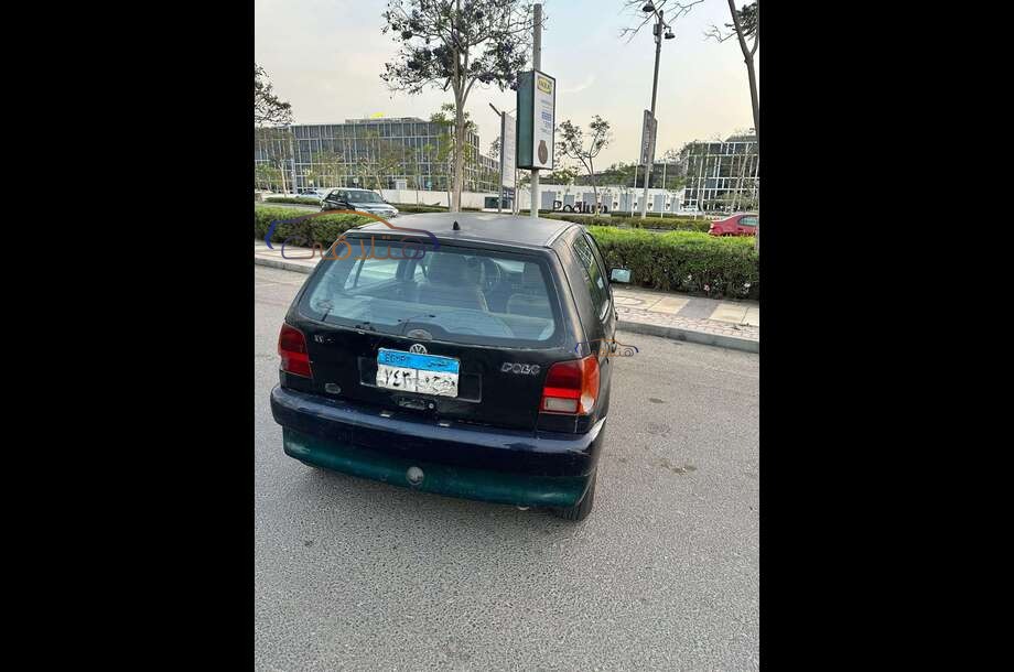 Polo Volkswagen 1999 Mokattam Black 6976108 - Car for sale : Hatla2ee