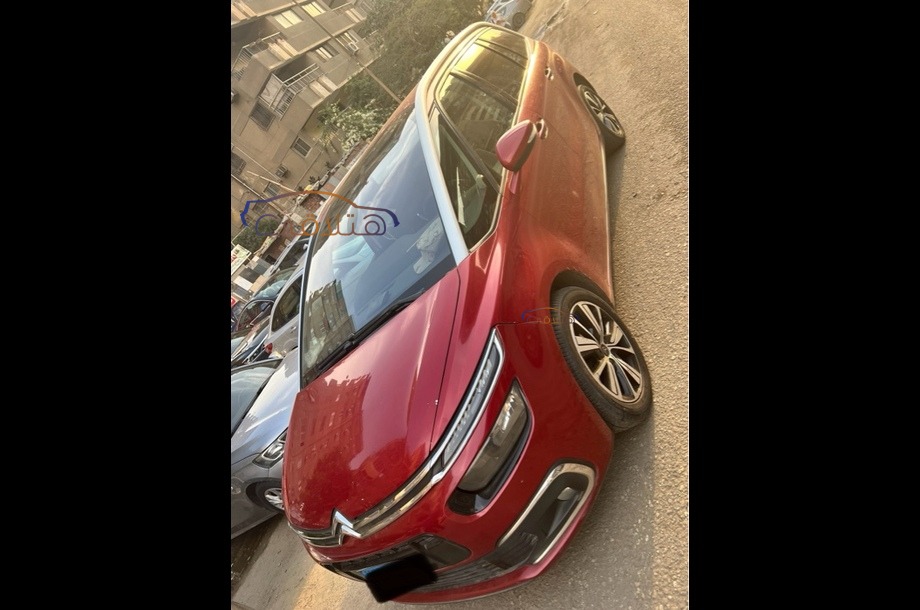 C4 Grand Picasso Citroën 2018 Cairo Red 6977269 - Car for sale : Hatla2ee