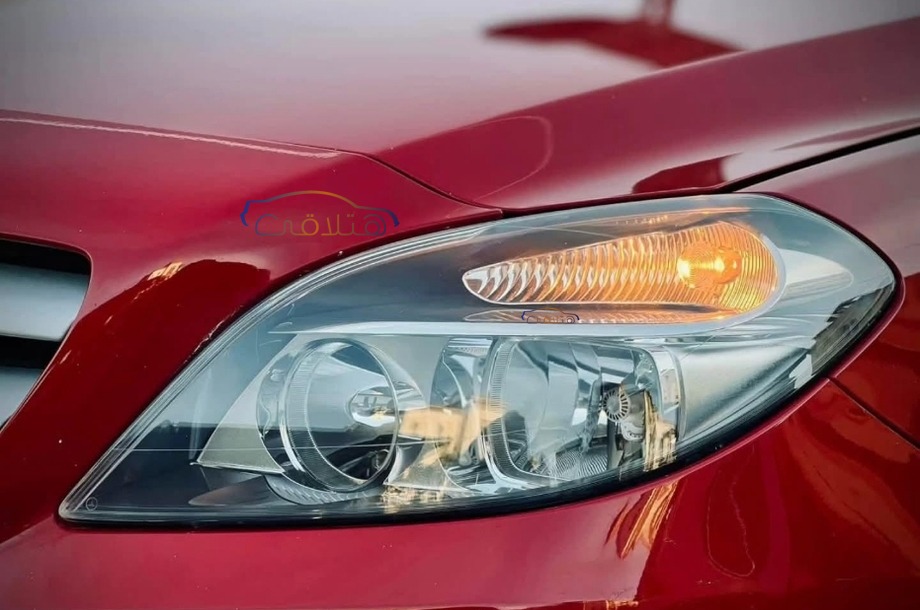 B 200 مرسيدس المعادى احمر 6978222 - سيارات مستعملة للبيع : هتلاقى