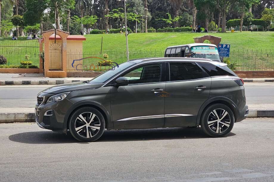 3008 Peugeot 2019 Nasr city Silver 6979233 - Car for sale : Hatla2ee