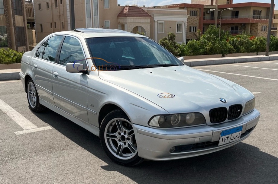 523 بي ام دبليو المقطم فضي 6984576 - سيارات مستعملة للبيع : هتلاقى