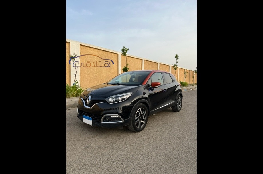 Captur Renault 2017 Ismailia Black 6985350 - Car for sale : Hatla2ee