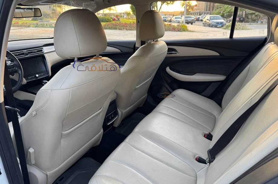 5 MG 2021 Tagamo3 - New Cairo White 6985786 - Car for sale : Hatla2ee