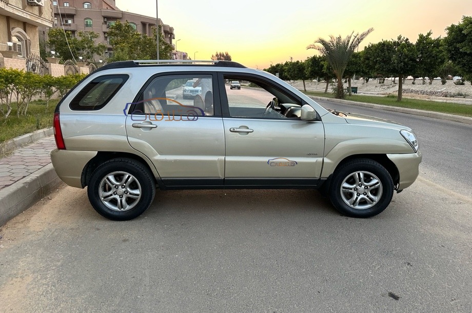 Sportage Kia 2005 Obour City Gold 6987771 - Car for sale : Hatla2ee