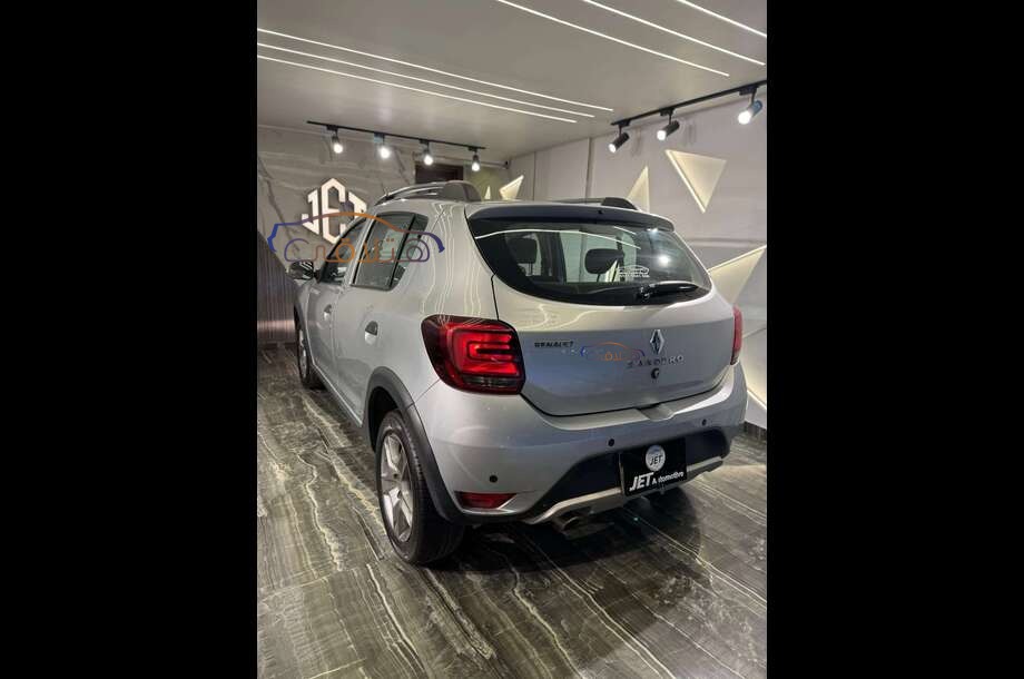 Sandero Step Way Renault 2022 Nasr city Silver 6987806 - Car for sale ...