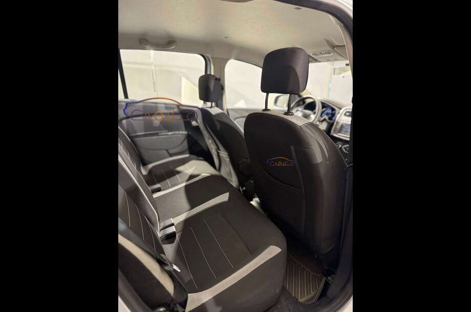 Sandero Step Way Renault 2022 Nasr city Silver 6987806 - Car for sale ...