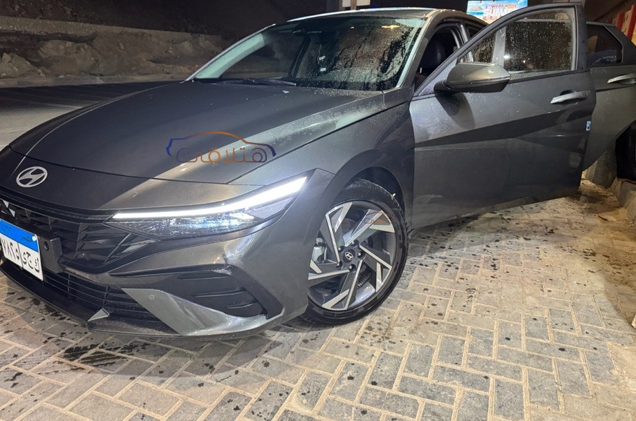 Avante Hyundai 2024 Maadi Gray 6990898 - Car for sale : Hatla2ee