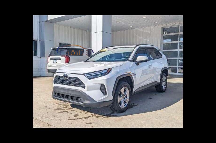 Rav 4 Toyota 2023 Al Zulfi White 6991053 - Car for sale : Hatla2ee