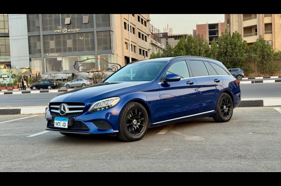 C 180 Mercedes 2019 Mokattam Blue 6991402 - Car for sale : Hatla2ee