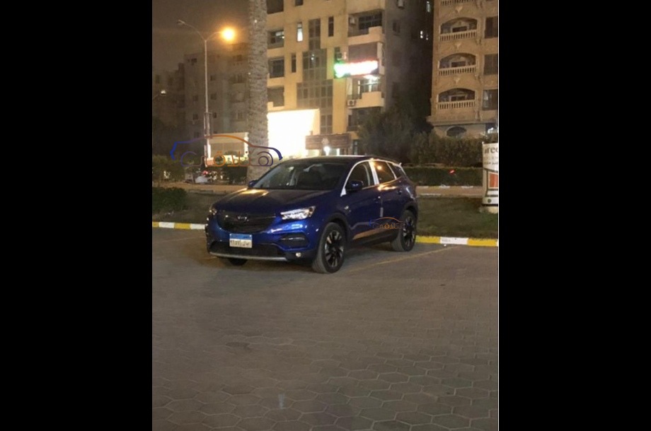 Grandland Opel 2018 6 October Blue 6992766 - Car for sale : Hatla2ee