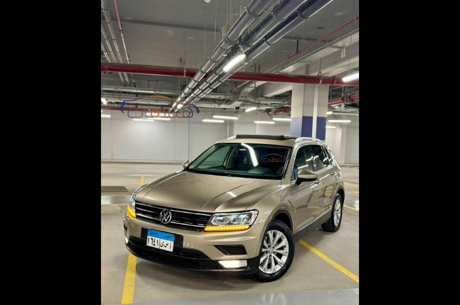 Tiguan Volkswagen 2018 Suez Gold 6992966 - Car for sale : Hatla2ee