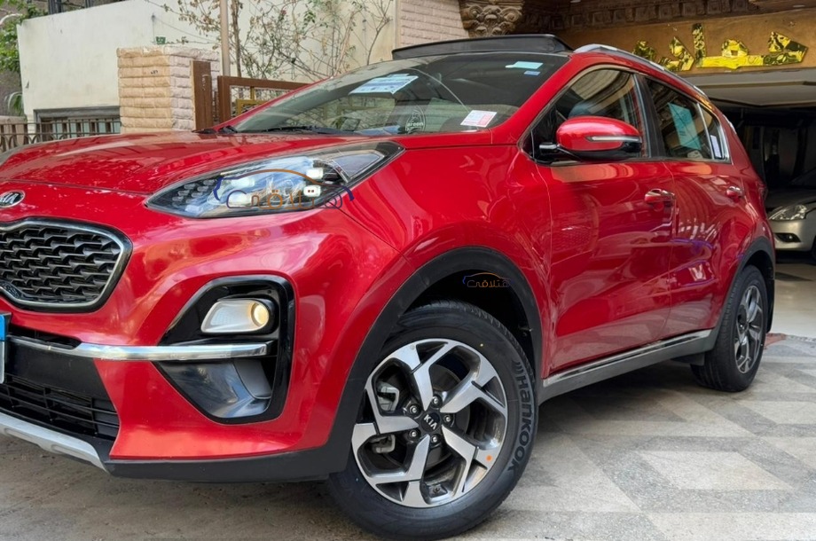 Sportage Kia 2020 Heliopolis Red 6993587 - Car for sale : Hatla2ee