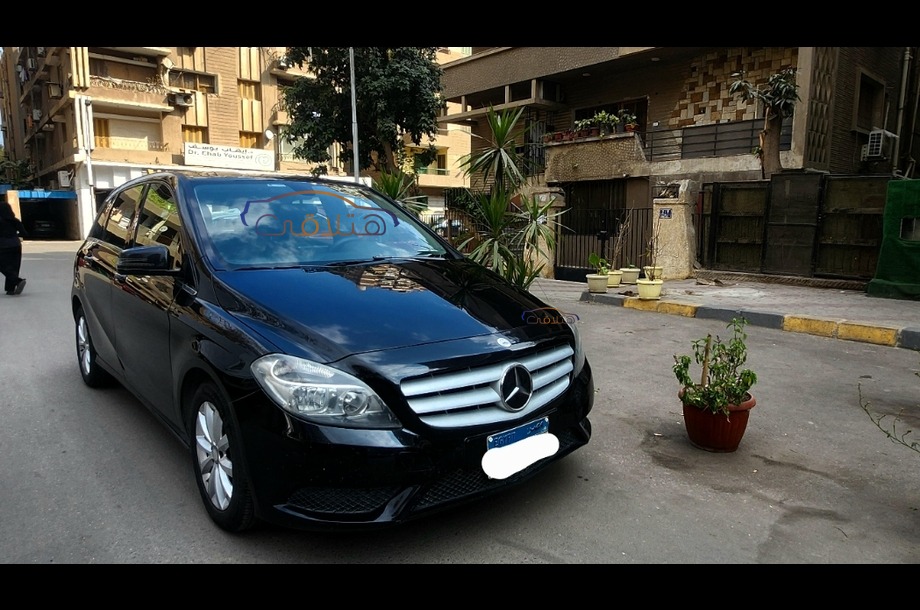 B 200 Mercedes 2013 Dokki Black 6994431 - Car for sale : Hatla2ee