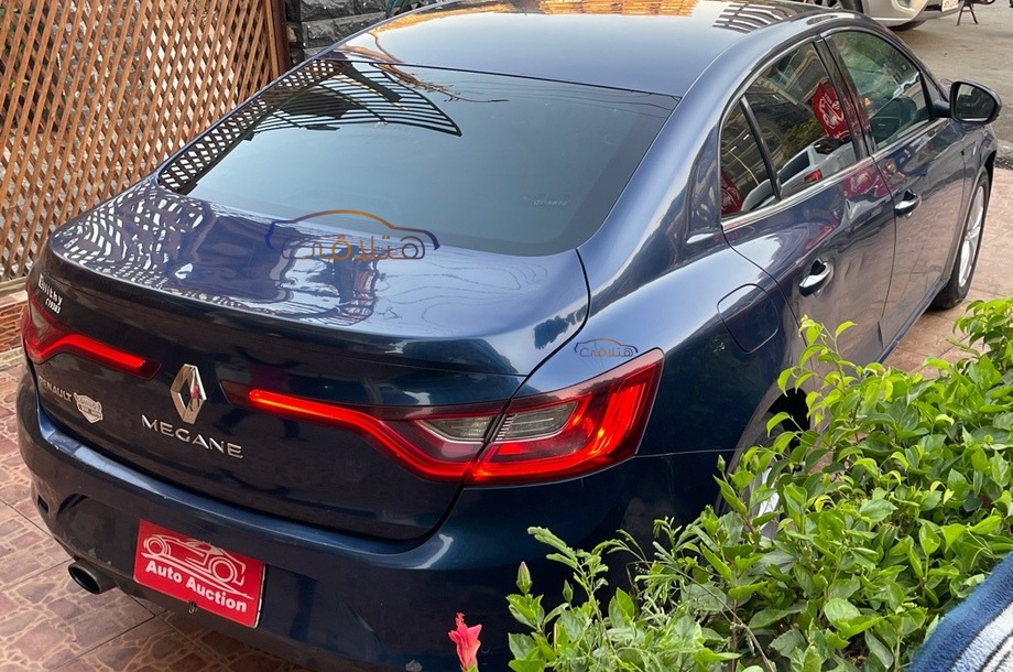 Megane Renault 2020 Heliopolis Dark blue 6994579 - Car for sale : Hatla2ee