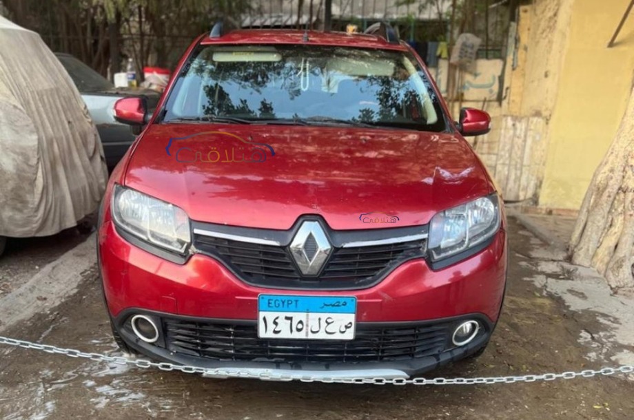 Sandero Step Way Renault 2016 Cairo Red 6994785 - Car for sale : Hatla2ee