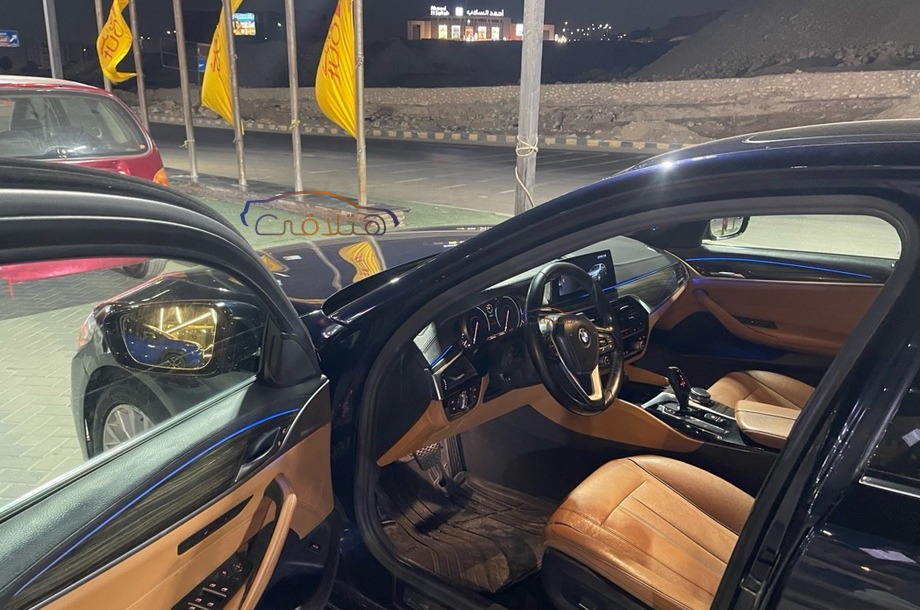 520 BMW 2018 Maadi Blue 6997185 - Car for sale : Hatla2ee