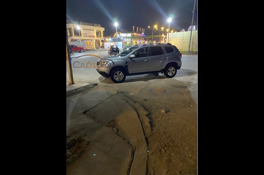 Duster Renault 2020 Giza Silver 6999034 - Car for sale : Hatla2ee