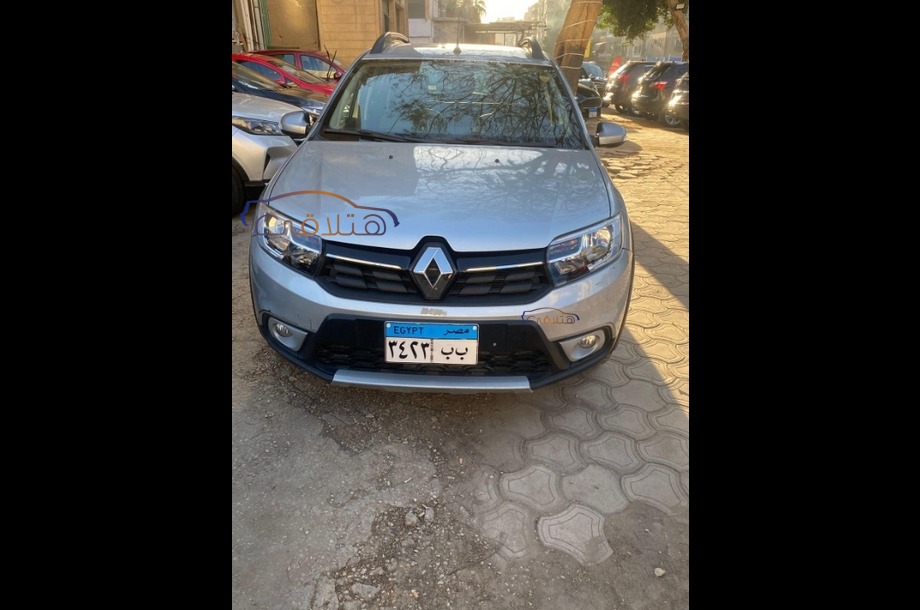 Sandero Step Way Renault 2023 Nasr city Silver 7000681 - Car for sale ...