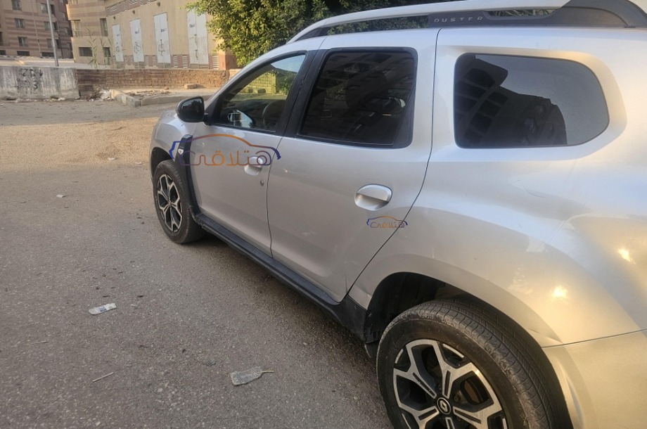 Duster Renault 2019 Maadi Silver 7001282 - Car for sale : Hatla2ee