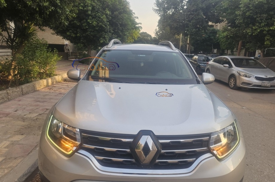 Duster Renault 2019 Maadi Silver 7001282 - Car for sale : Hatla2ee
