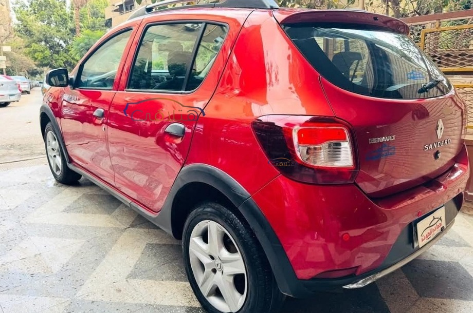 Sandero Step Way Renault 2016 Heliopolis Red 7002189 - Car for sale ...