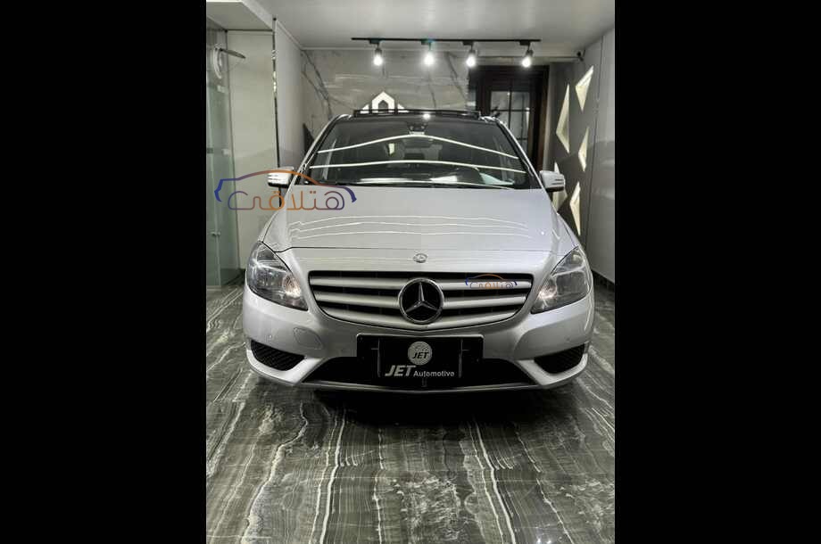 B 200 Mercedes 2013 Nasr city Silver 7007961 - Car for sale : Hatla2ee
