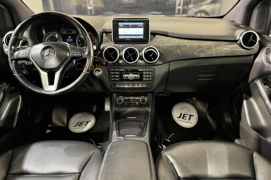 B 200 Mercedes 2013 Nasr city Silver 7007961 - Car for sale : Hatla2ee