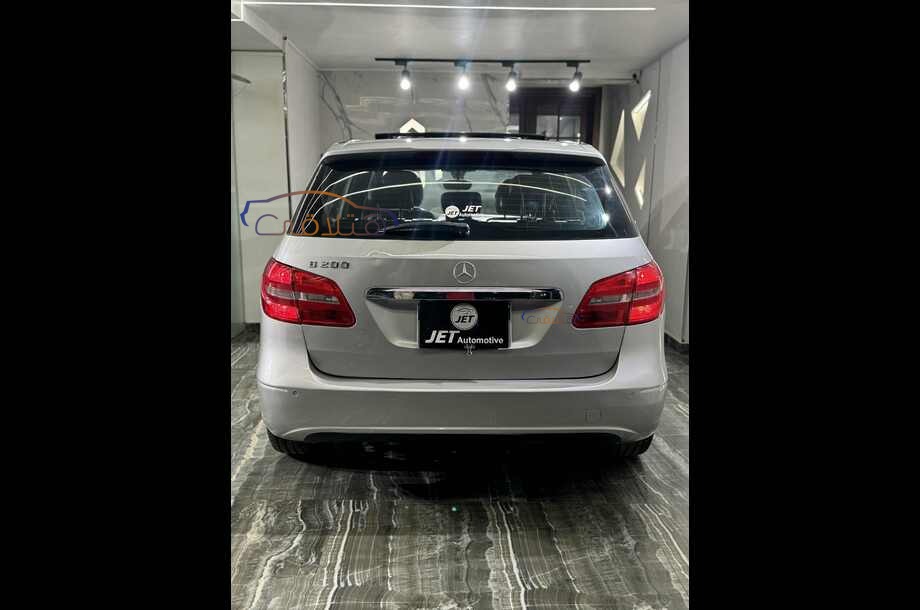 B 200 Mercedes 2013 Nasr city Silver 7007961 - Car for sale : Hatla2ee