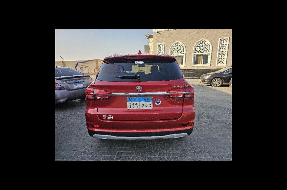 Rx5 MG 2021 Pyramids Gardens Dark red 7008239 - Car for sale : Hatla2ee