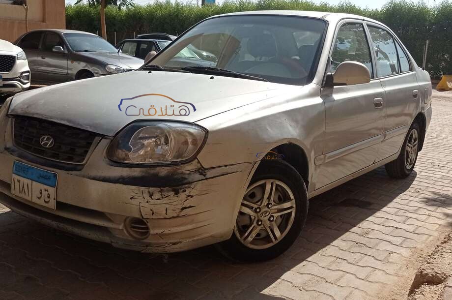 Verna Hyundai 2012 6 October Silver 7010086 - Car for sale : Hatla2ee
