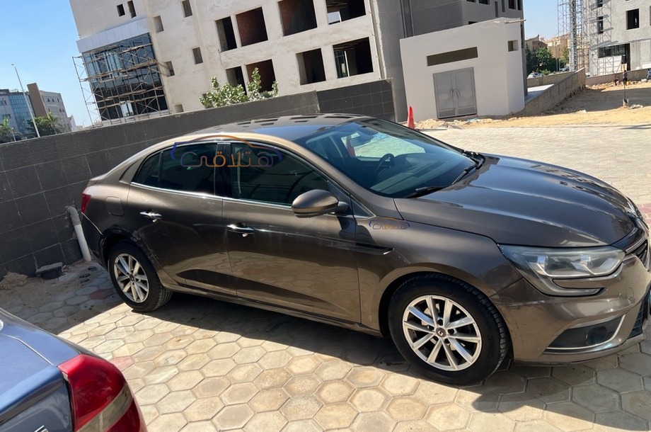 Megane Renault 2019 Tagamo3 - New Cairo Brown 7010818 - Car for sale ...