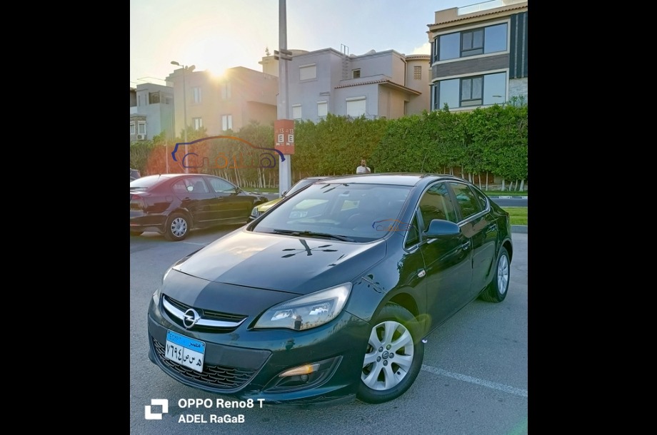 Astra Opel 2020 Alexandria Dark green 7010851 - Car for sale : Hatla2ee