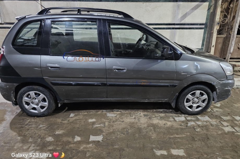 Matrix Hyundai 2009 Maadi Dark grey 7013073 - Car for sale : Hatla2ee