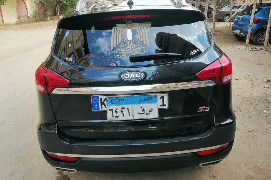 S3 Jac 2018 Pyramids Gardens Black 7013635 - Car for sale : Hatla2ee