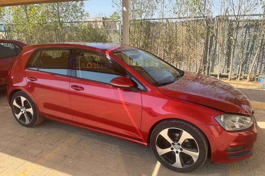 Golf 7 Volkswagen 2015 Nasr city Dark red 7014752 - Car for sale : Hatla2ee