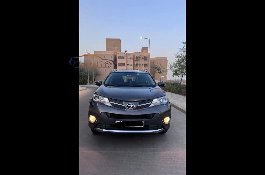 Rav 4 Toyota 2015 Al Khobar Petroleum 7019481 - Car for sale : Hatla2ee
