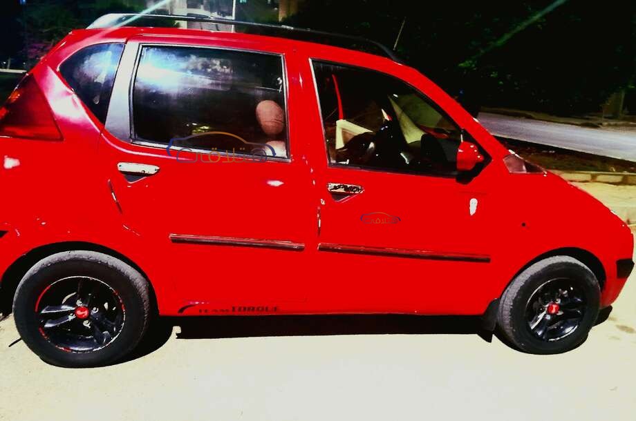 Lobo Hafei 2005 Helwan Red 7019868 - Car for sale : Hatla2ee